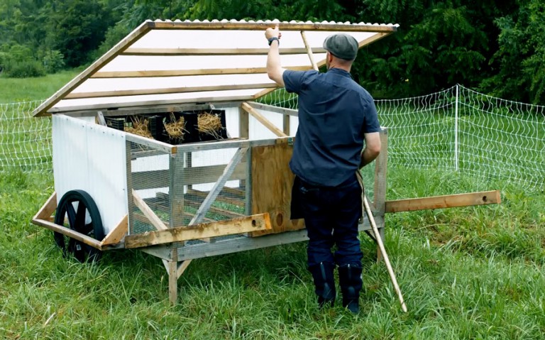 The Scrubland Avenger Builds Justin Rhodes ChickShaw | The Survival ...